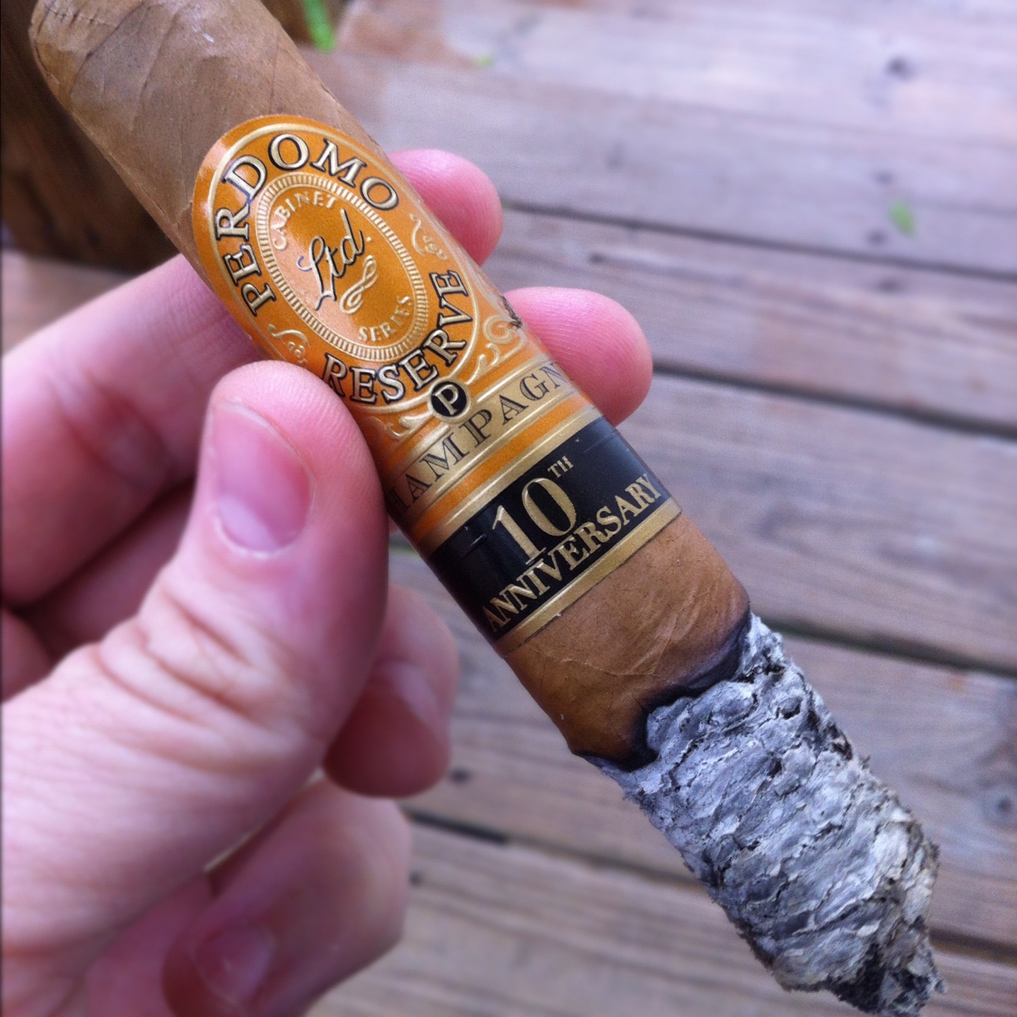Perdomo Reserve 10th Anniversary Champagne - Cigar Review